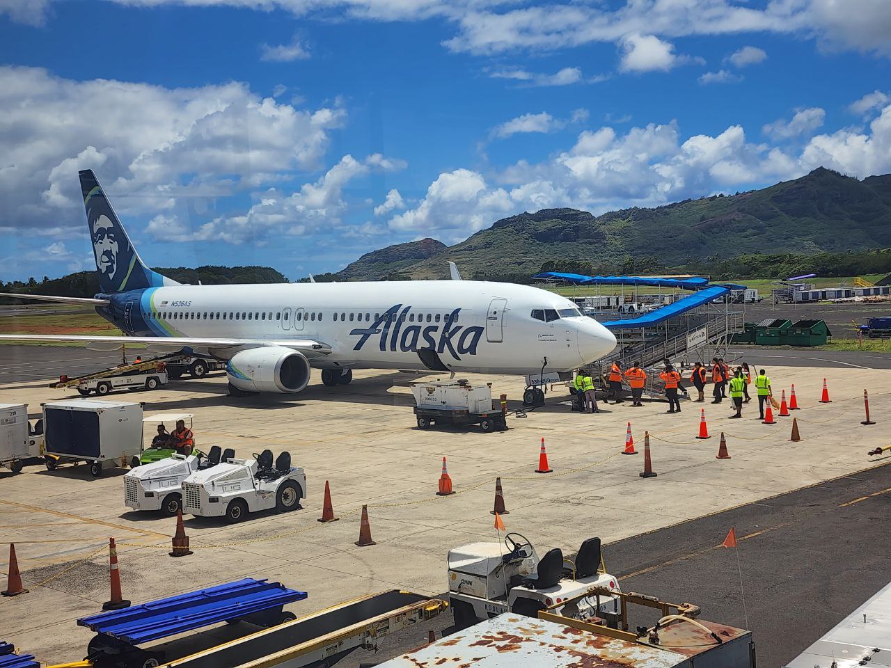 Nationwide Shutdown After Two Hawaii Flight Tail Strike Diversions ...